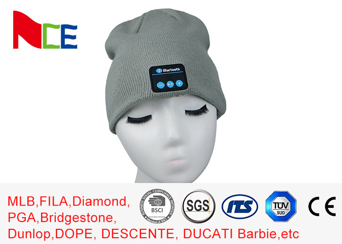 Les chapeaux drôles de calotte de Knit d'hiver respirent librement ...